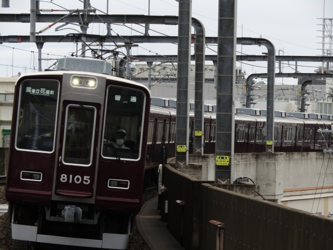 阪急電鉄 阪急8000系電車 8105 豊中駅 鉄道フォト・写真 by I love 阪急電車さん | レイルラボ(RailLab)