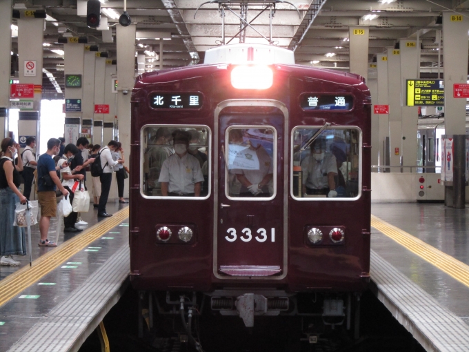 阪急電鉄 阪急3300系電車 3331 大阪梅田駅 (阪急) 鉄道フォト・写真 by I love 阪急電車さん | レイルラボ(RailLab)