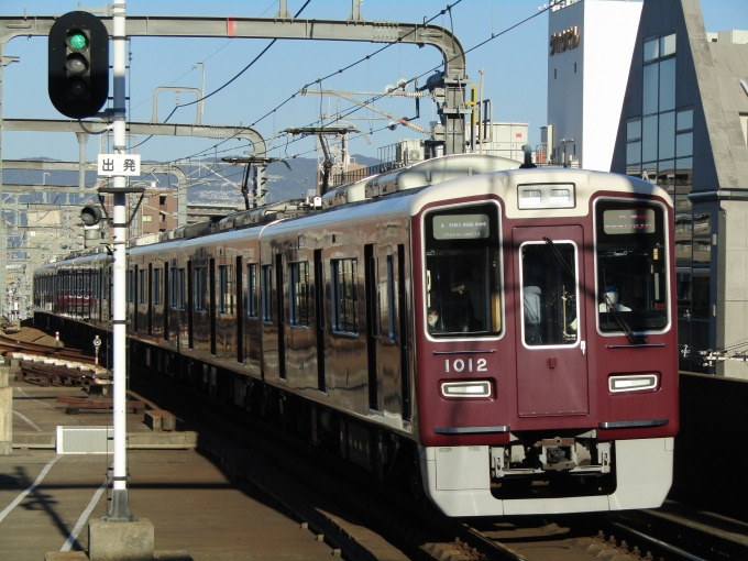 阪急電鉄 阪急1000系電車(2代) 1012 豊中駅 鉄道フォト・写真 by I love 阪急電車さん | レイルラボ(RailLab)