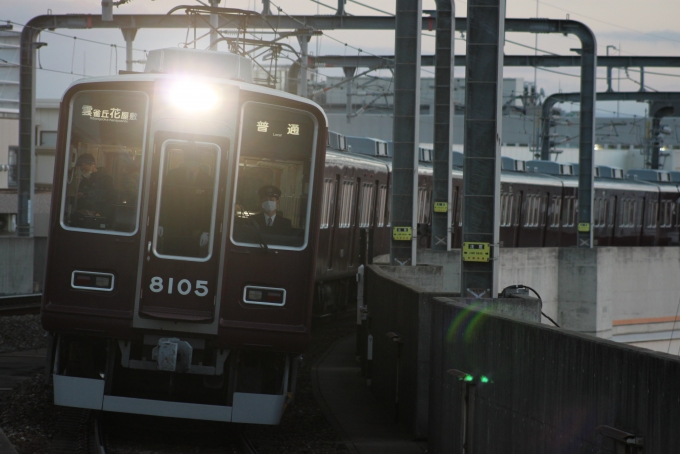 阪急電鉄 阪急8000系電車 8105 豊中駅 鉄道フォト・写真 by I love 阪急電車さん | レイルラボ(RailLab)