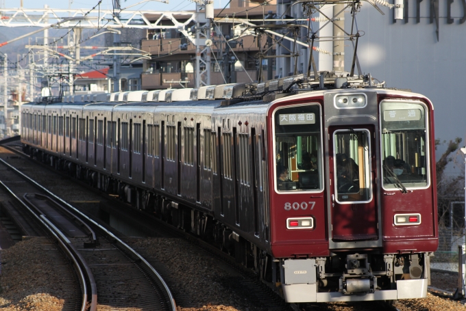 阪急電鉄 阪急8000系電車 8007 石橋阪大前駅 鉄道フォト・写真 by I love 阪急電車さん | レイルラボ(RailLab)