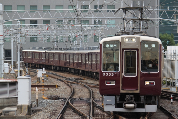 阪急電鉄 阪急8300系電車 8333 大阪梅田駅 (阪急) 鉄道フォト・写真 by I love 阪急電車さん | レイルラボ(RailLab)