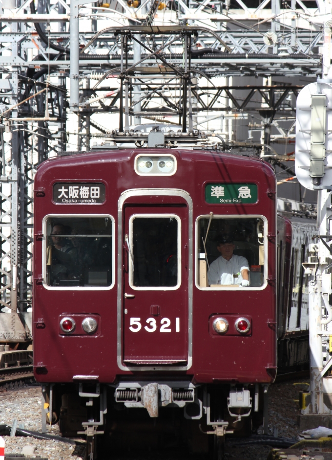 阪急電鉄 阪急5300系電車 5321 淡路駅 鉄道フォト・写真 by I love 阪急電車さん | レイルラボ(RailLab)