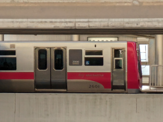 埼玉新都市交通2000系電車 2601 鉄道博物館駅 鉄道フォト・写真 by ABEさん | レイルラボ(RailLab)