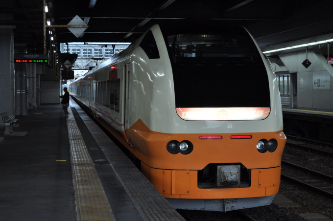 JR東日本E653系電車 いなほ クハE653-1001 秋田駅 鉄道フォト・写真 by ABEさん | レイルラボ(RailLab)