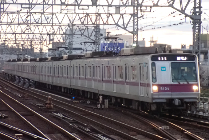 東京メトロ 営団8000系電車 8104 二子玉川駅 鉄道フォト・写真 by Shibaさん | レイルラボ(RailLab)