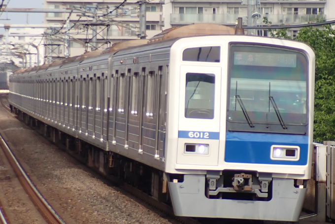 西武鉄道 西武6000系電車 6012 中村橋駅 鉄道フォト・写真 by Shibaさん | レイルラボ(RailLab)