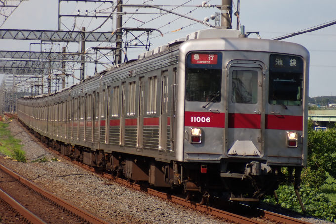 東武鉄道 東武10000系電車 11006 高坂駅 鉄道フォト・写真 by Shibaさん | レイルラボ(RailLab)