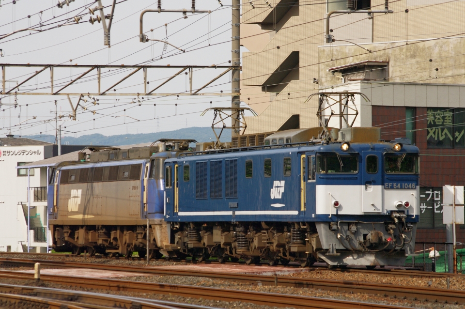 JR貨物 国鉄EF64形電気機関車 EF64-1046 茨木駅 鉄道フォト・写真(拡大) by FM-805Dさん | レイルラボ(RailLab)