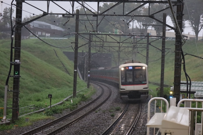 東急電鉄 東急5000系電車 5104 たまプラーザ駅 鉄道フォト・写真 by ひかみなさん | レイルラボ(RailLab)