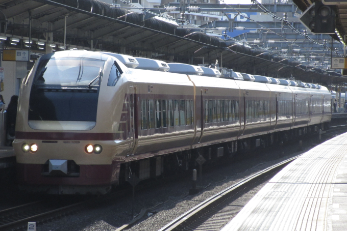 JR東日本E653系電車 クハE653-1008 赤羽駅 鉄道フォト・写真 by 天王寺アイルさん | レイルラボ(RailLab)