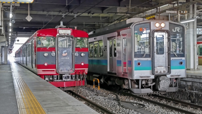 JR東日本E127系電車 クモハE127-101 長野駅 (JR) 鉄道フォト・写真 by traintrain88さん | レイルラボ(RailLab)