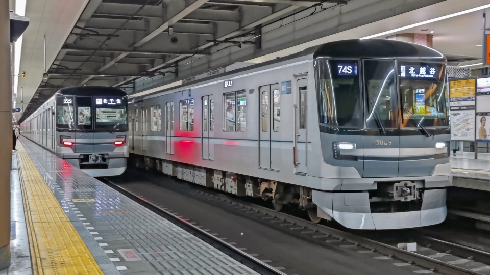 東京メトロ13000系電車 13009 北千住駅 (東武) 鉄道フォト・写真(拡大) by traintrain88さん | レイルラボ ...