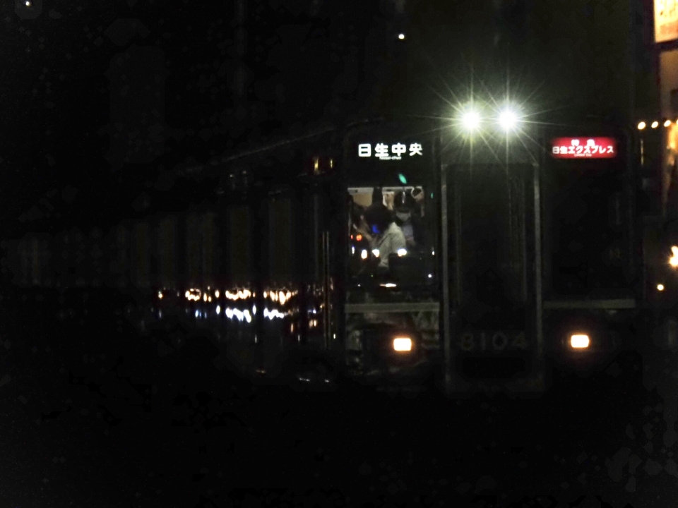 阪急電鉄 阪急8000系電車 8004 蛍池駅 (阪急) 鉄道フォト・写真(拡大) by ふみ 気まぐれの鉄オタさん | レイルラボ(RailLab)