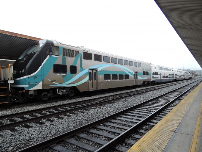 Metrolink 647 ロサンゼルス ユニオンステーション 鉄道フォト・写真 by ALPSさん | レイルラボ(RailLab)