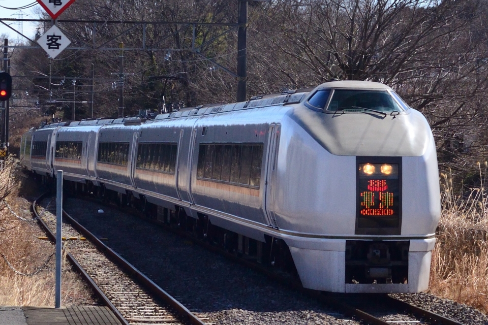 JR東日本651系電車 草津 金島駅 (群馬県) 鉄道フォト・写真(拡大) by セイルさん | レイルラボ(RailLab)