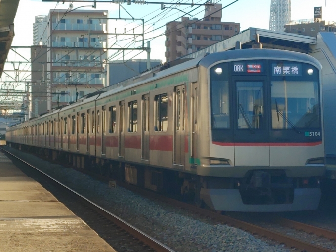 東急電鉄 東急5000系電車 5104 東向島駅 鉄道フォト・写真 by ながつたさん | レイルラボ(RailLab)