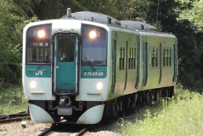 JR四国1500形気動車 1508 阿波大宮駅 鉄道フォト・写真 by ユーキさん | レイルラボ(RailLab)