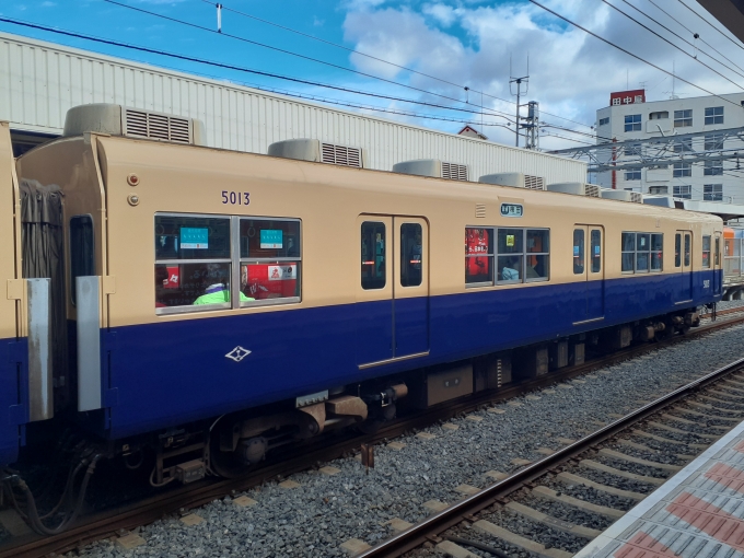 阪神電鉄 阪神5001形電車 5013 御影駅 (兵庫県|阪神) 鉄道フォト・写真 by トリテツノワグマさん | レイルラボ(RailLab)