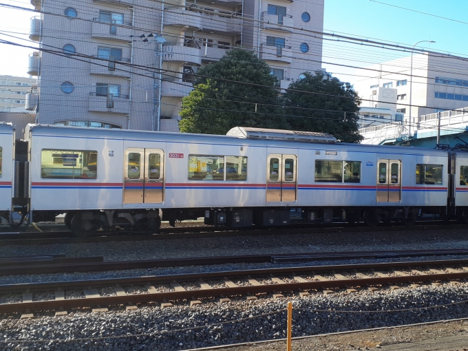 京成電鉄 京成3000形電車 3031-6 幕張本郷駅 鉄道フォト・写真 by トリテツノワグマさん | レイルラボ(RailLab)